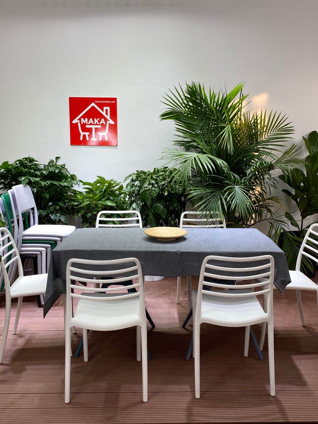 Top 10 Ways to Use a Multi-Functional Plastic Chair | bzmaka