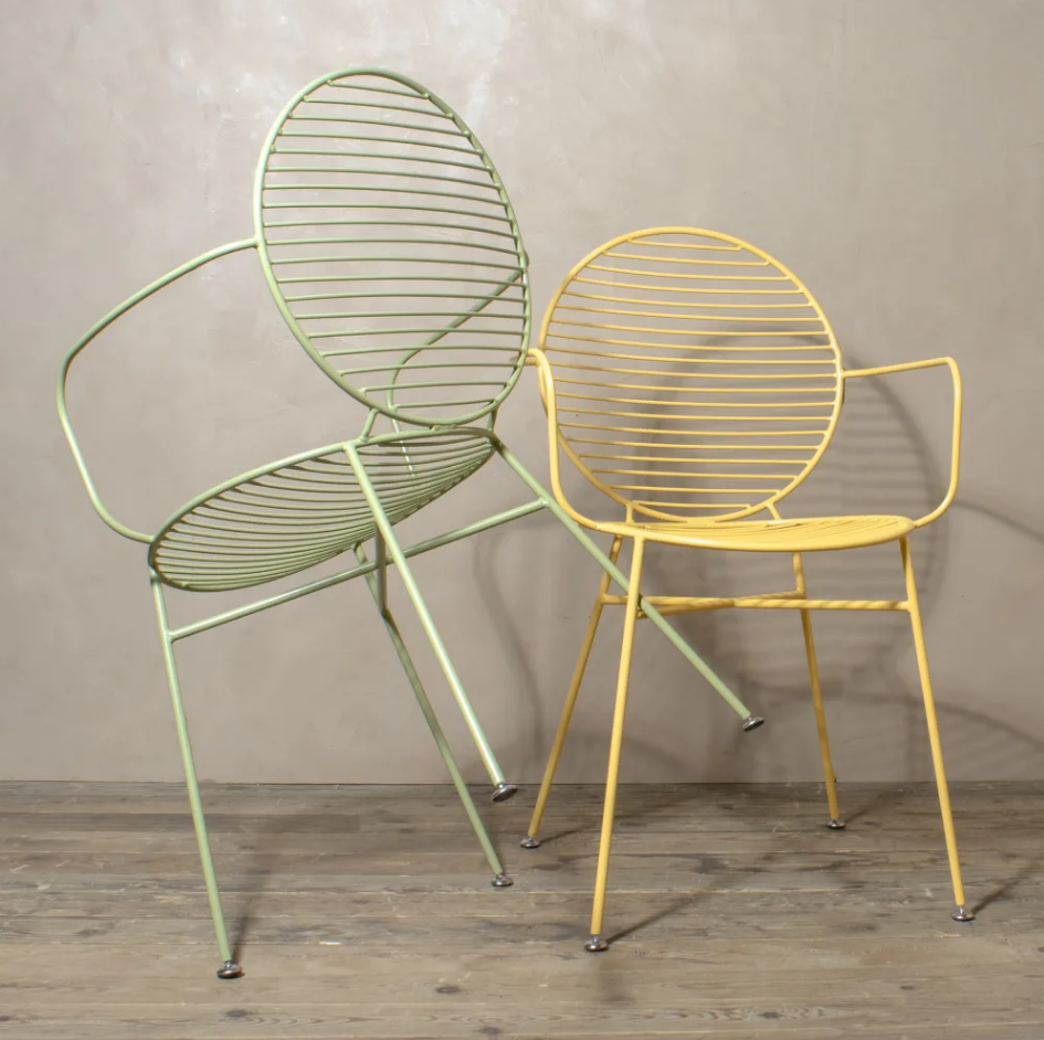 6 Reasons to Buy Stackable Metal Chairs for Your Commercial Dining Room ...